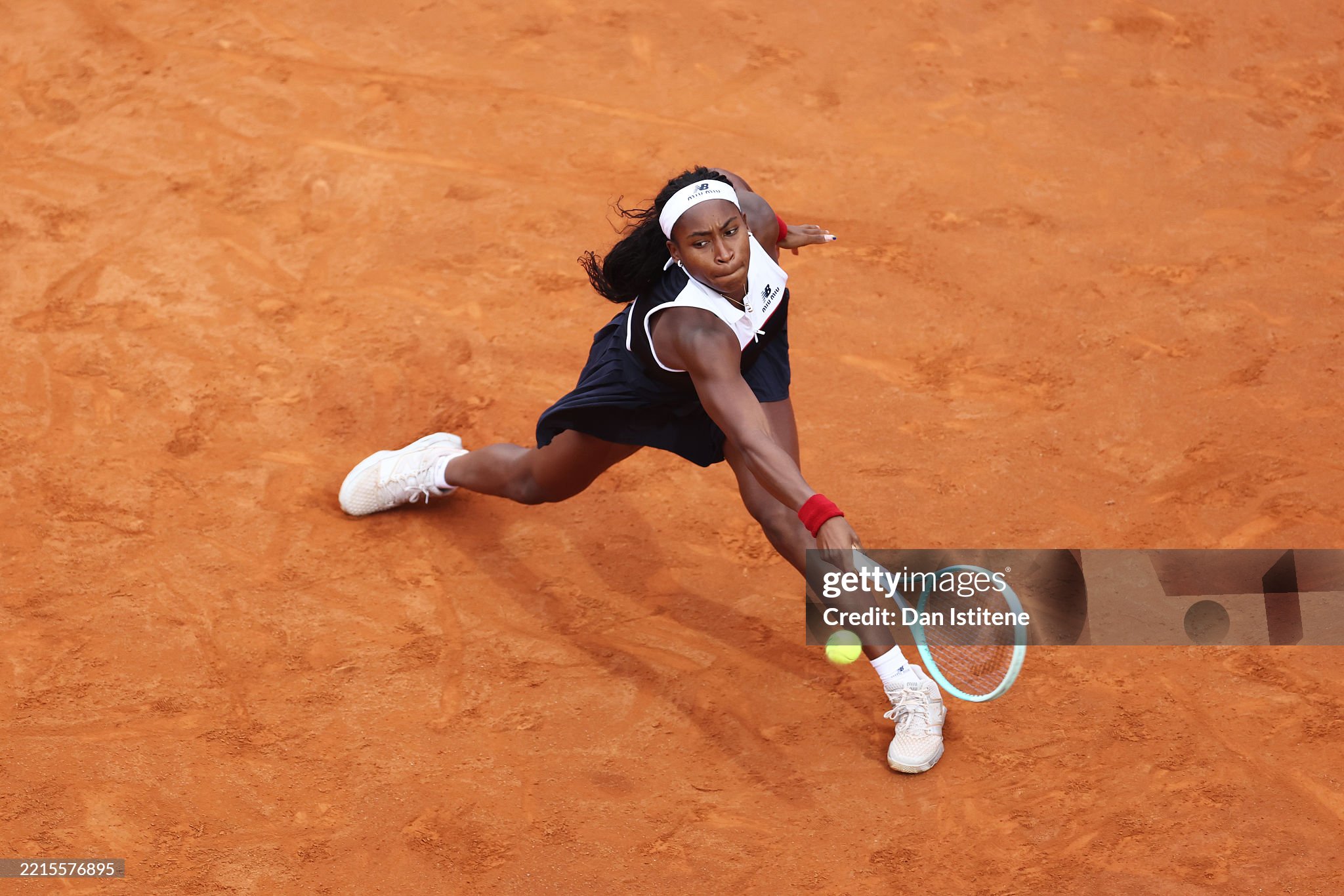 Tennis: Jasmine Paolini beats Coco Gauff to win 2025 Italian Open ...