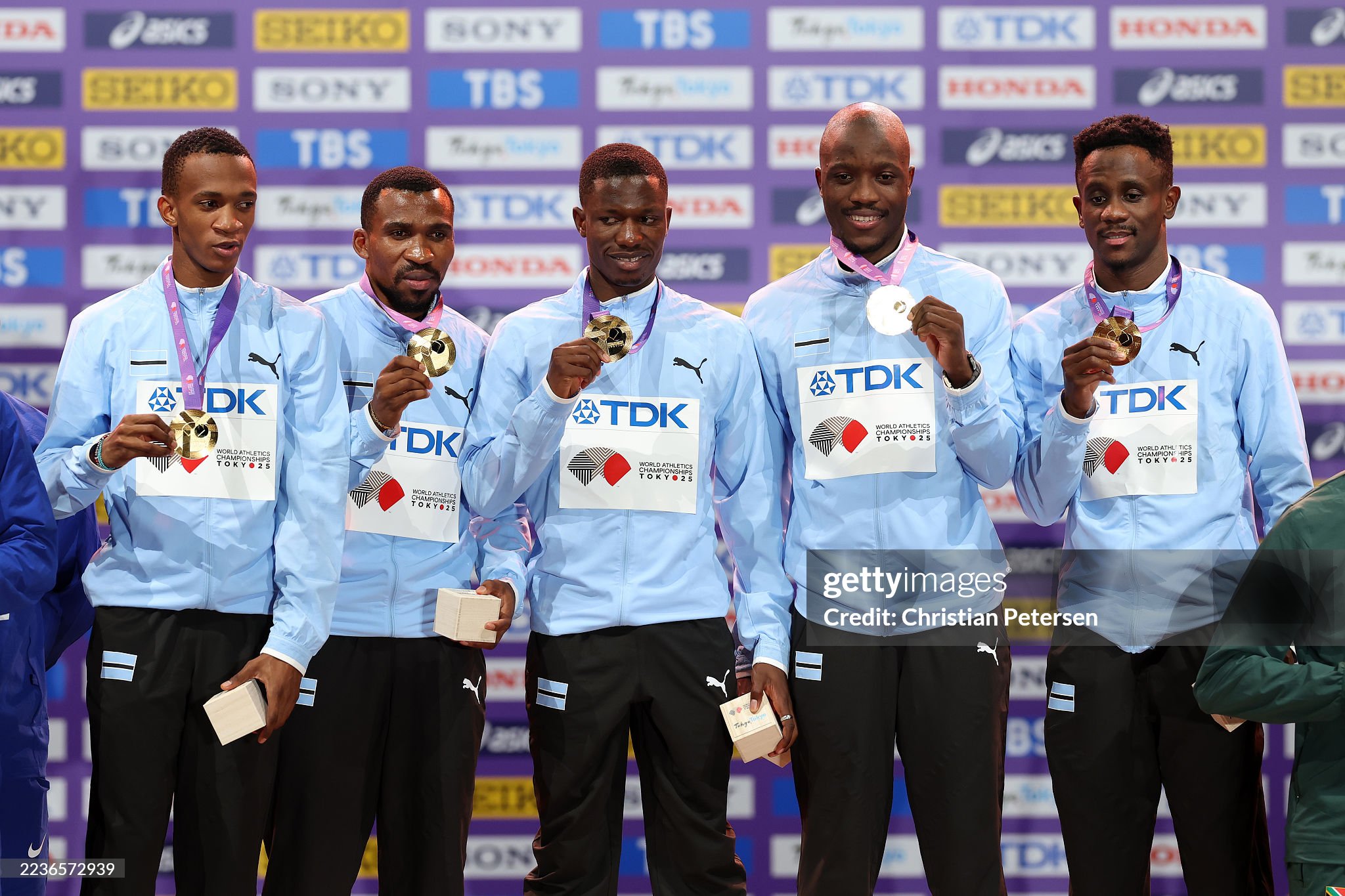 Botswana President declares Public Holiday to celebrate 4x400 Metre ...