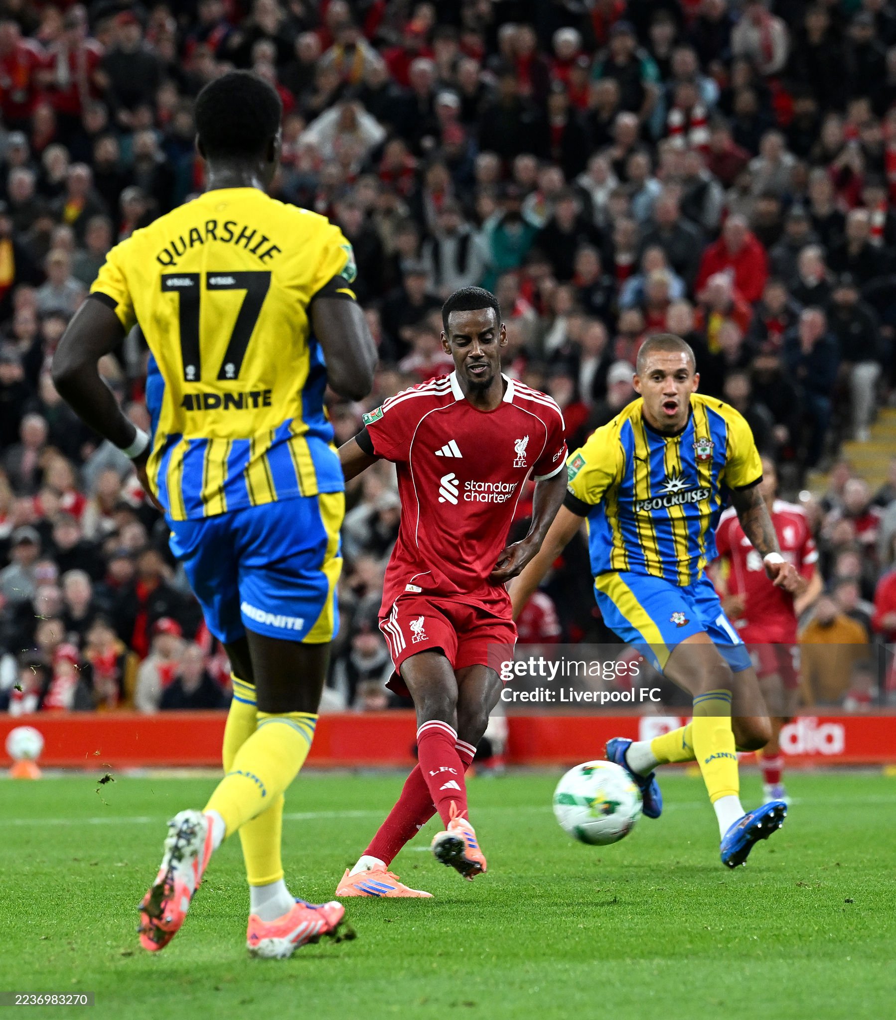 Alexander Isak scores debut Liverpool goal as Ekitike sees red for ...